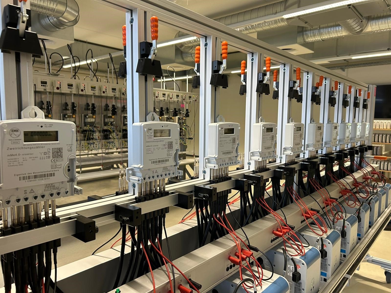 TMZ, EMH metering und Robotron stellen iMsys für RLM-Anwendungen für ...